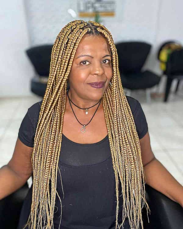 20 Best Long Box Braids Hairstyles That Look Beautiful